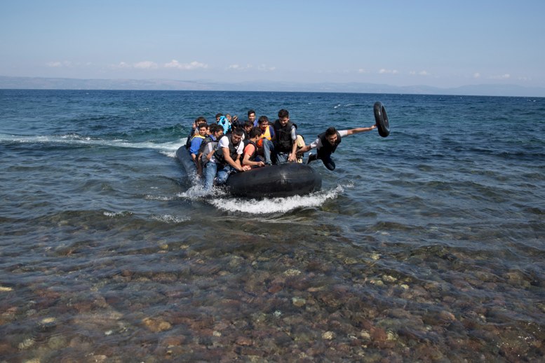 Líderes hacen concesiones, aumenta la llegada de migrantes Líderes hacen concesiones, aumenta la llegada de migrantes