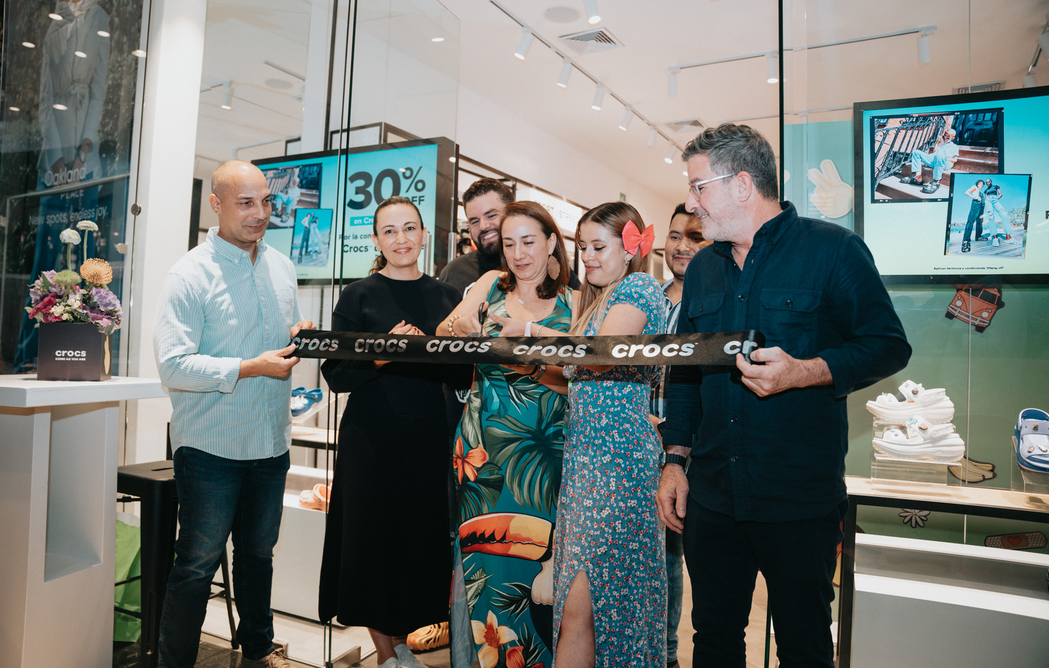 Crocs abre su cuarta tienda en Guatemala, bajo el nuevo modelo de New ...