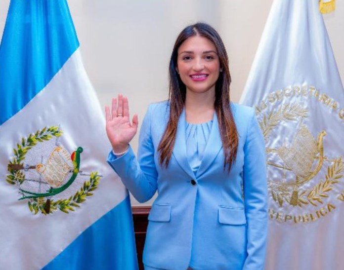 Bianka Espósito Macdonald es juramentada como Subdirectora General del ...