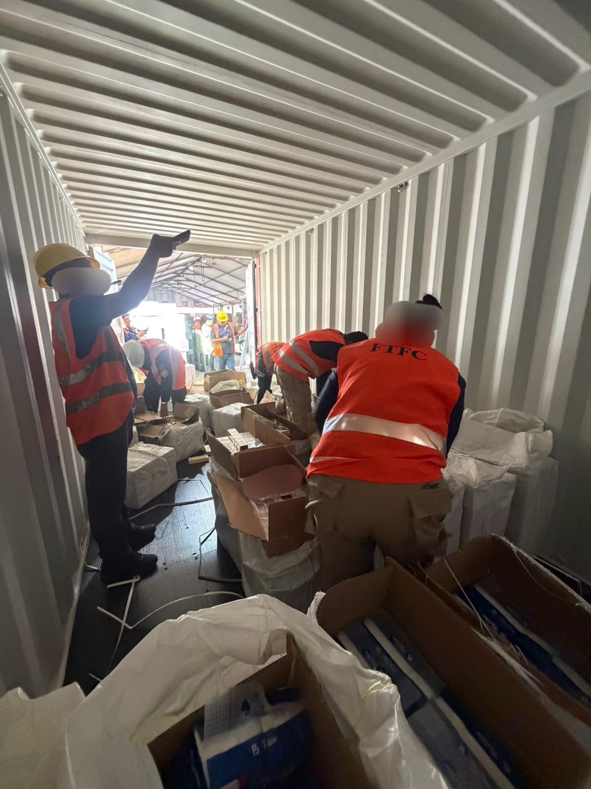 Más de 30 millones de cigarrillos sin declarar en Puerto Quetzal ...